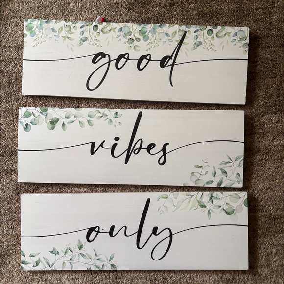 Wall Decor | Good Vibes Only Sign | Poshmark